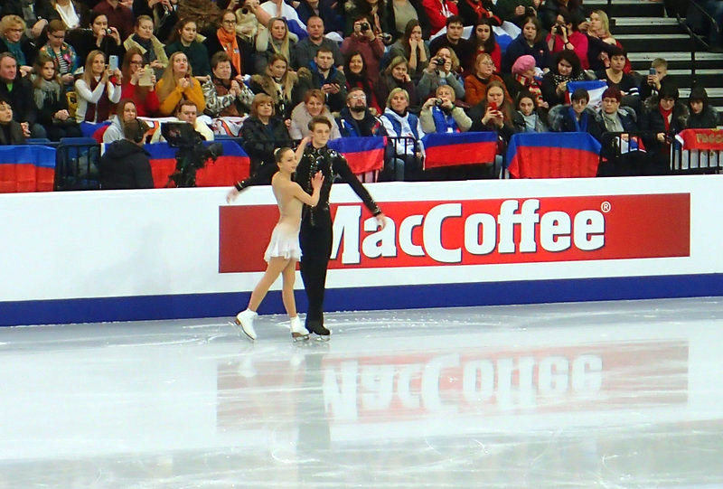 Реклама на ледовых аренах. European Figure Skating Championships
